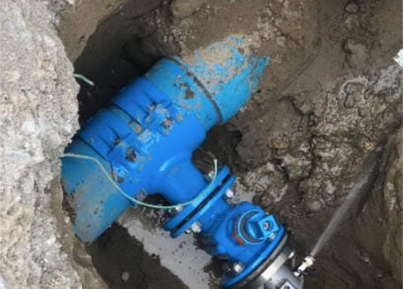 tapping saddle - ductile iron pipe fitting and valve-factory directly sale